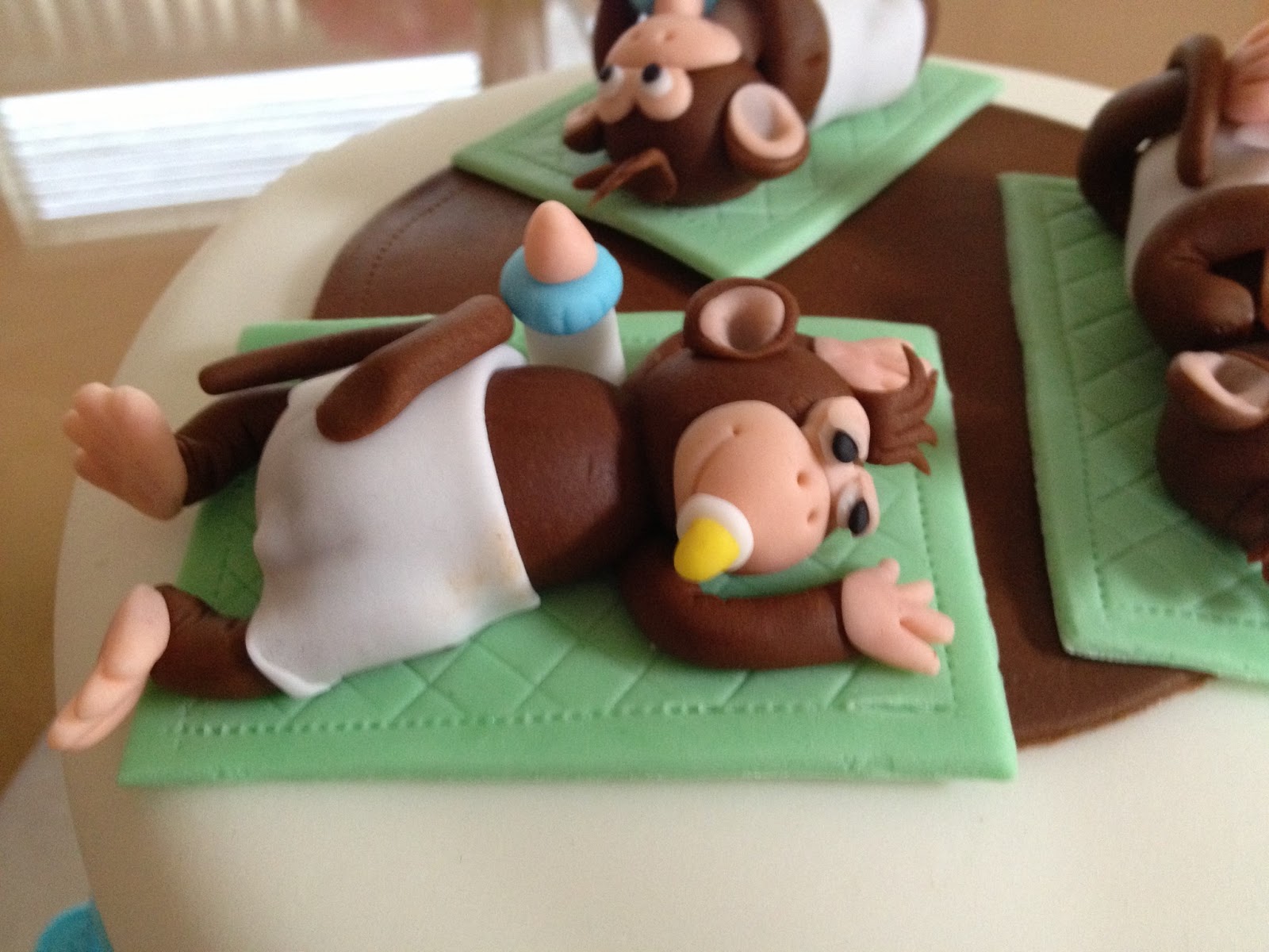 Love to Bake!: Baby Monkey Cake