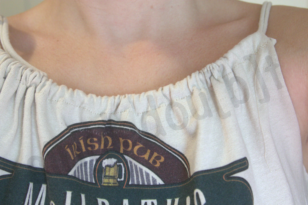 Singledou[b]t: {DIY} Tee To Tank Project: Repurposing is my joy