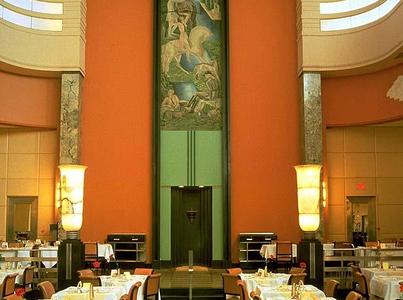 Montréal, je me souviens !: Restaurant le 9e chez Eaton