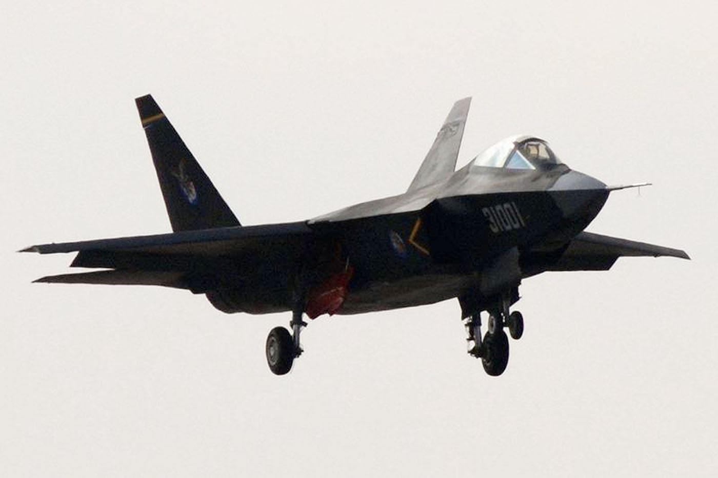 El Blog de Espacial.org: El Shenyang J-31 realiza su vuelo inaugural
