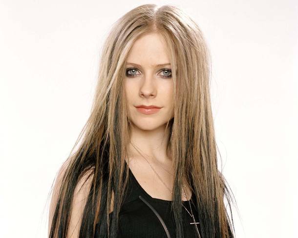 Avril Lavigne Hairstyle Trends: Avril Lavigne Biography