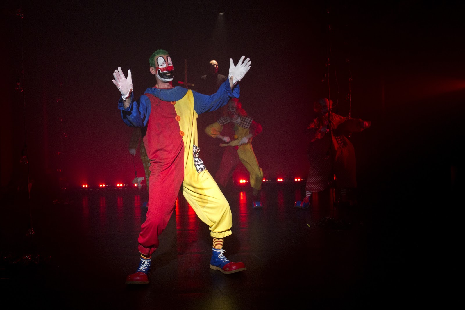 StageBuzz.com: “The Pilo Family Circus” - Where Horror and Despair ...