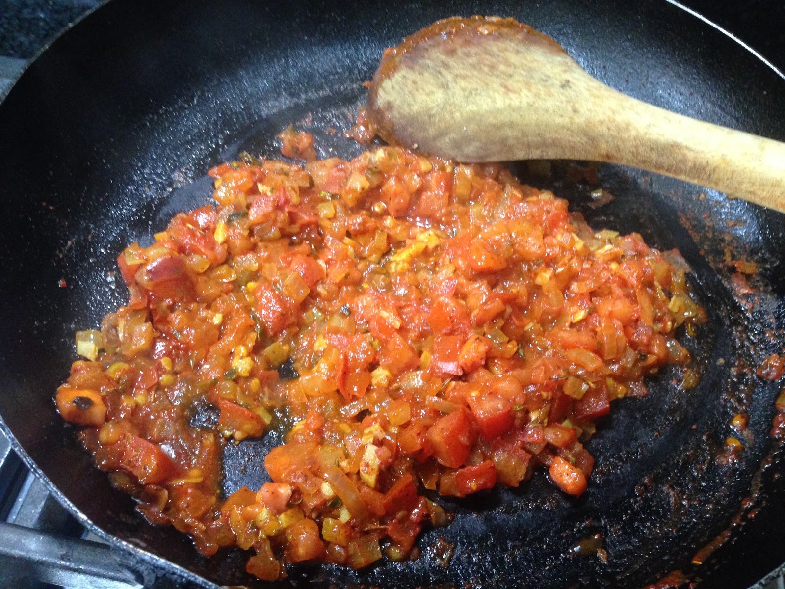 RECETAS E HISTORIAS DE FAMILIA: ALVERJITAS VERDES CON LOMO SALTADO