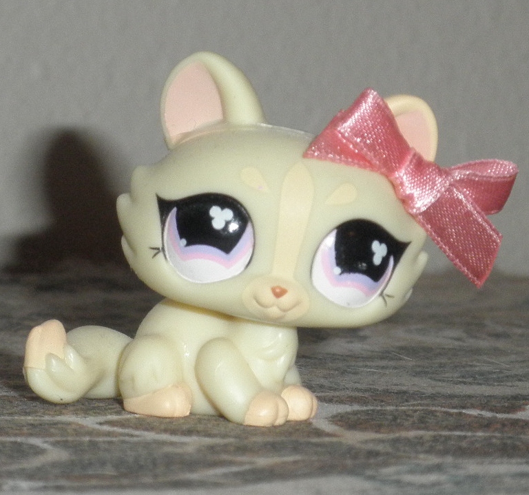 Collectomania: LPS Cats