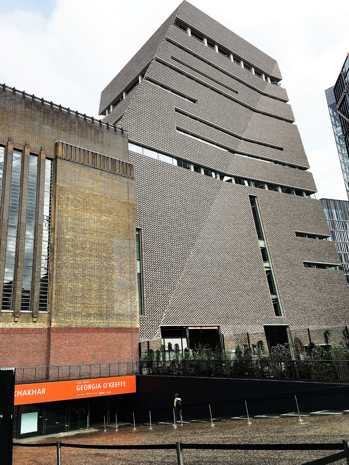 London Living @ It's Your London: The new Tate Modern opens in London