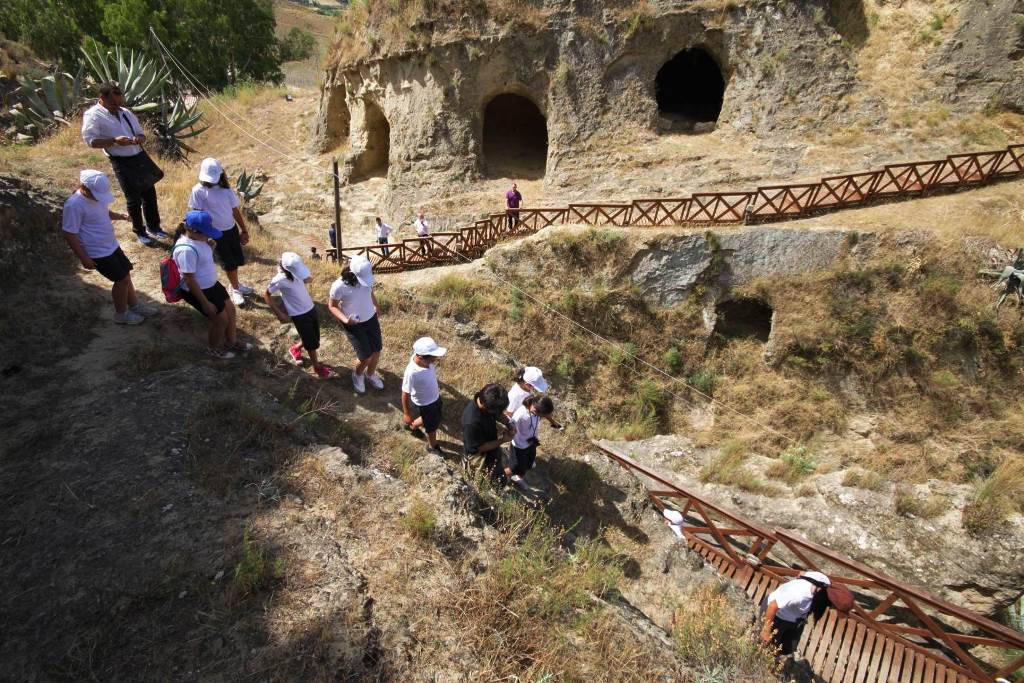 Storia di Scandale: Paesi di Calabria - Rocca di Neto
