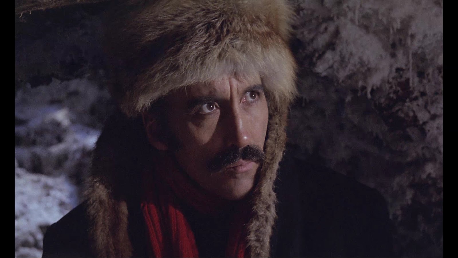 The Terrible Claw Reviews: Horror Express (1972)