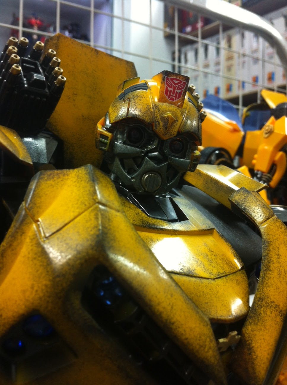 FORTY42: Custom paint job on Bumblebee