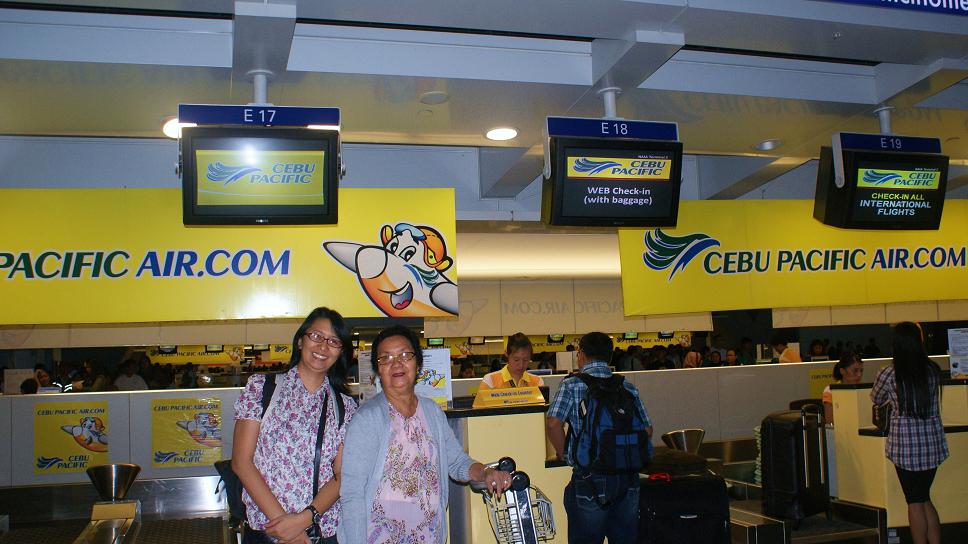 Random Travels & Reflections: NAIA Terminal 3 to Hong Kong