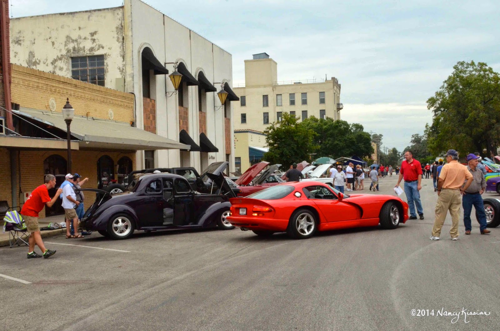 Wild About Texas: Pontiac Club Classic Car Show Delights Seguinites