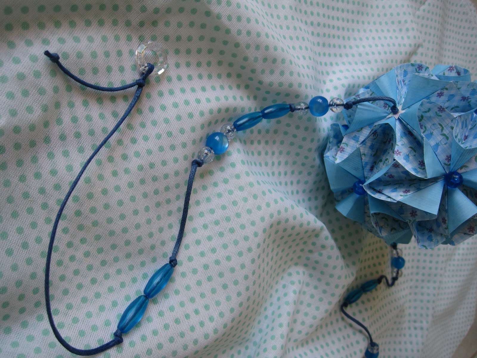 Compre Origami: Kusudama "Tsunami" Azul