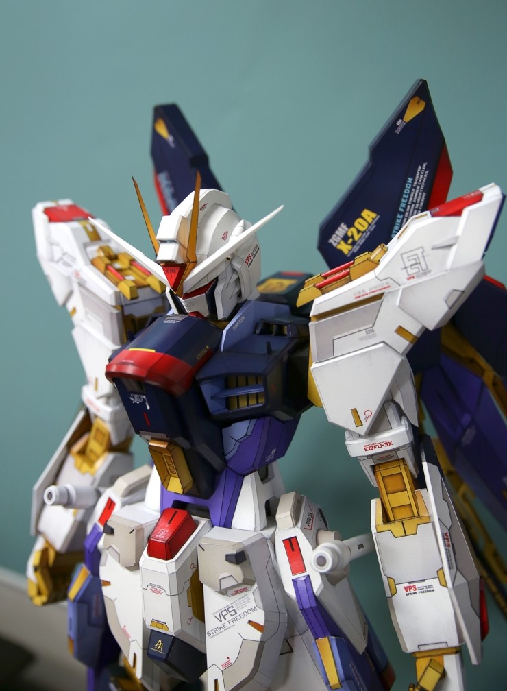 GUNDAM GUY: Gundam Papercraft: Strike Freedom Gundam