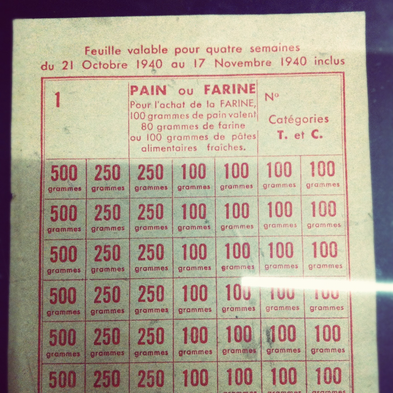 Le Carnet: Carte de rationnement / 1940