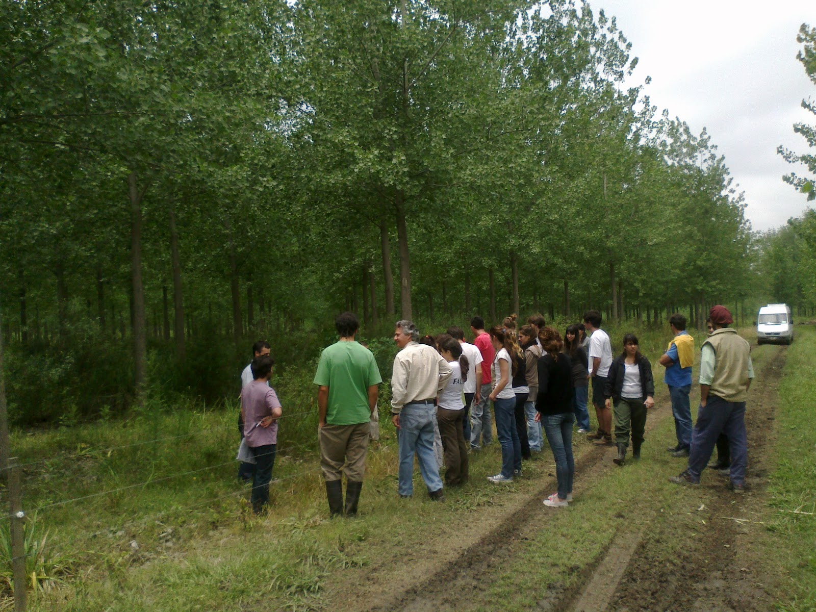 Delta Forestal: Jornada Forestal: Alumnos ingresantes a la Facultad de ...