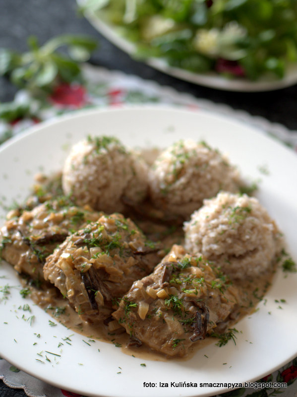 Jesiotr duszony w sosie podgrzybkowym | Smaczna Pyza