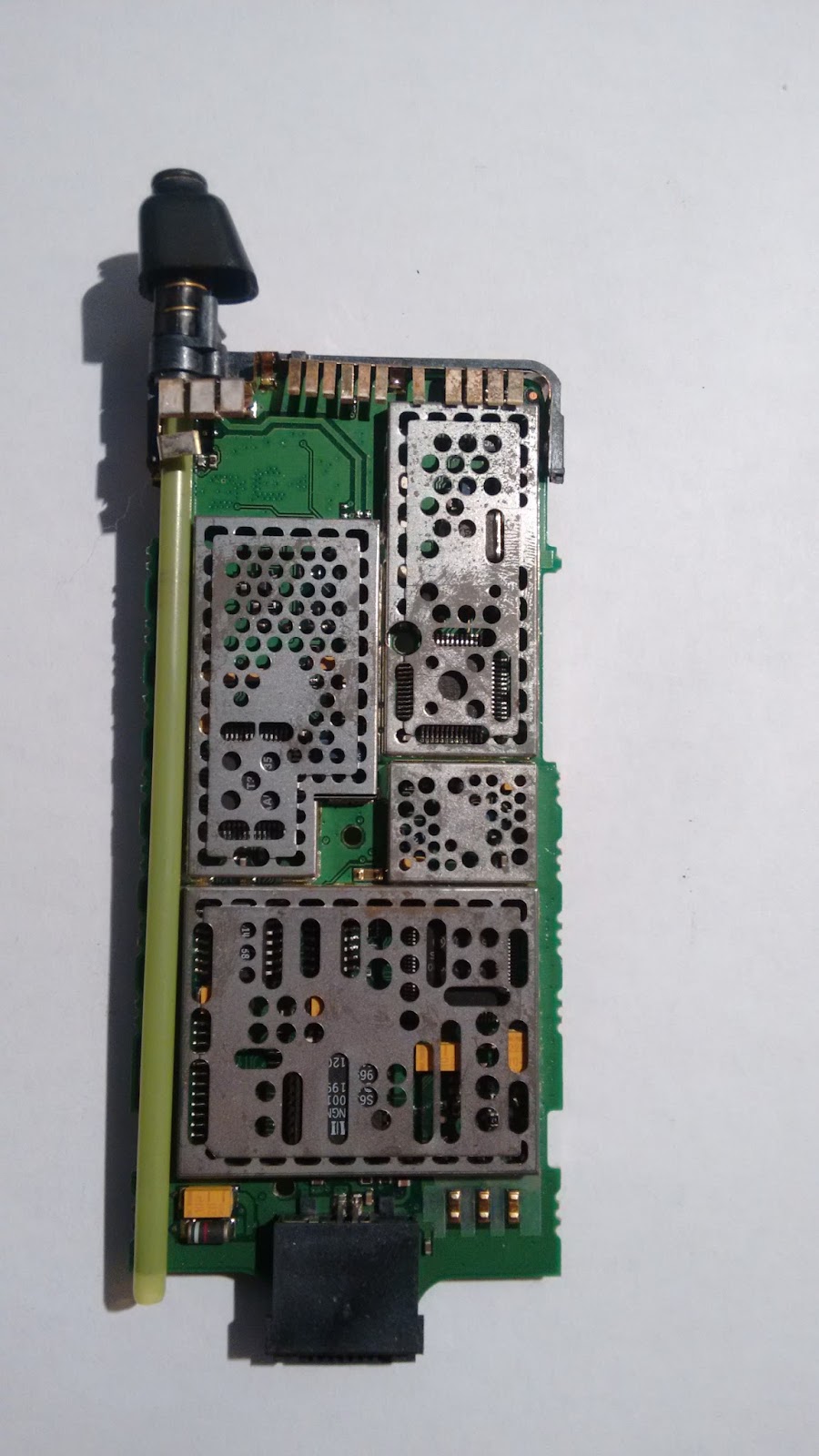 What's Inside a Motorola TeleTAC from 1995 - Motorola Lovers