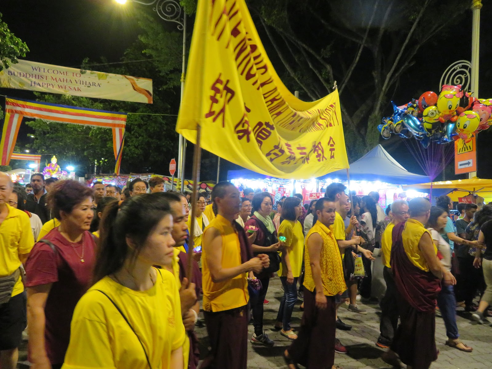 Kee Hua Chee Live!: WESAK DAY PROCESSION WHICH STARTED FROM MAHA VIHARA ...