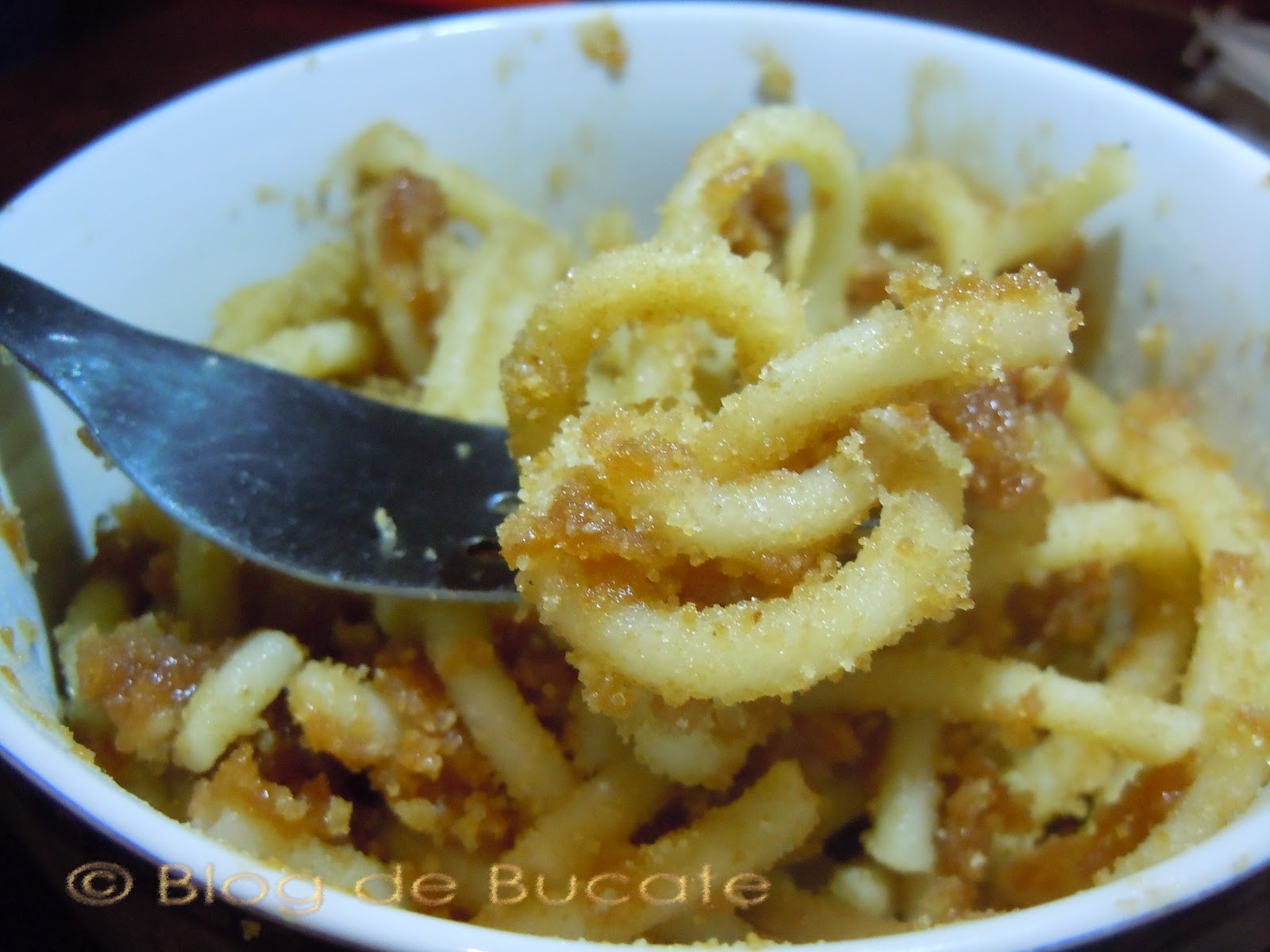 Blog de Bucate: Paste dulci cu pesmet