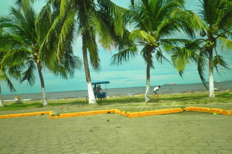 Turismo | Playa La Coca-Cola, Cortés