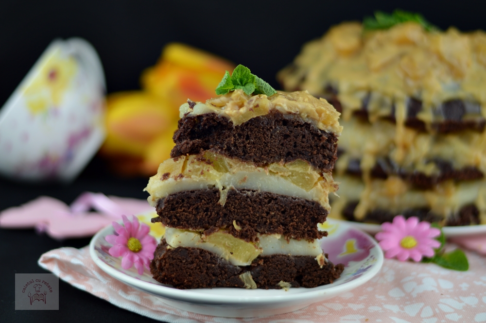 Tort de post, cu ananas - CAIETUL CU RETETE