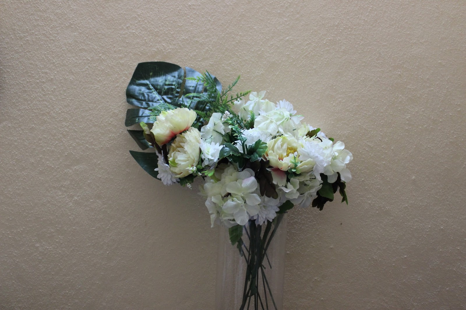 Tips & Tutorial | Gubahan Bunga Putih + Hijau (Pinterest Inspired ...