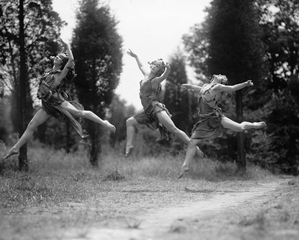 Beautiful Black and White Photos of Ballet Dancers From the 1920s ...