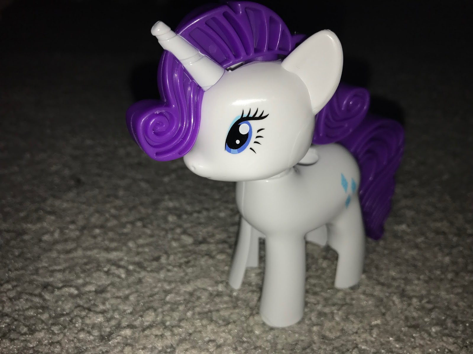 Equestria Daily - MLP Stuff!: Toy Review: Unboxing My Little Pony ...