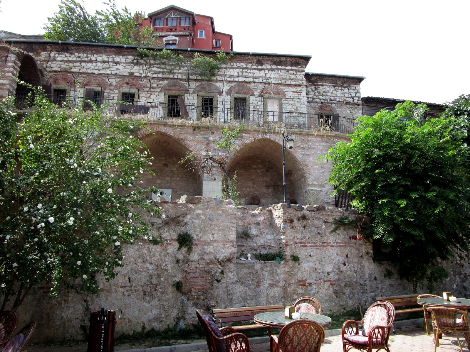 Florian Pantazi. Cu...si fara manusi: VEDERE DIN FANAR, ISTANBUL