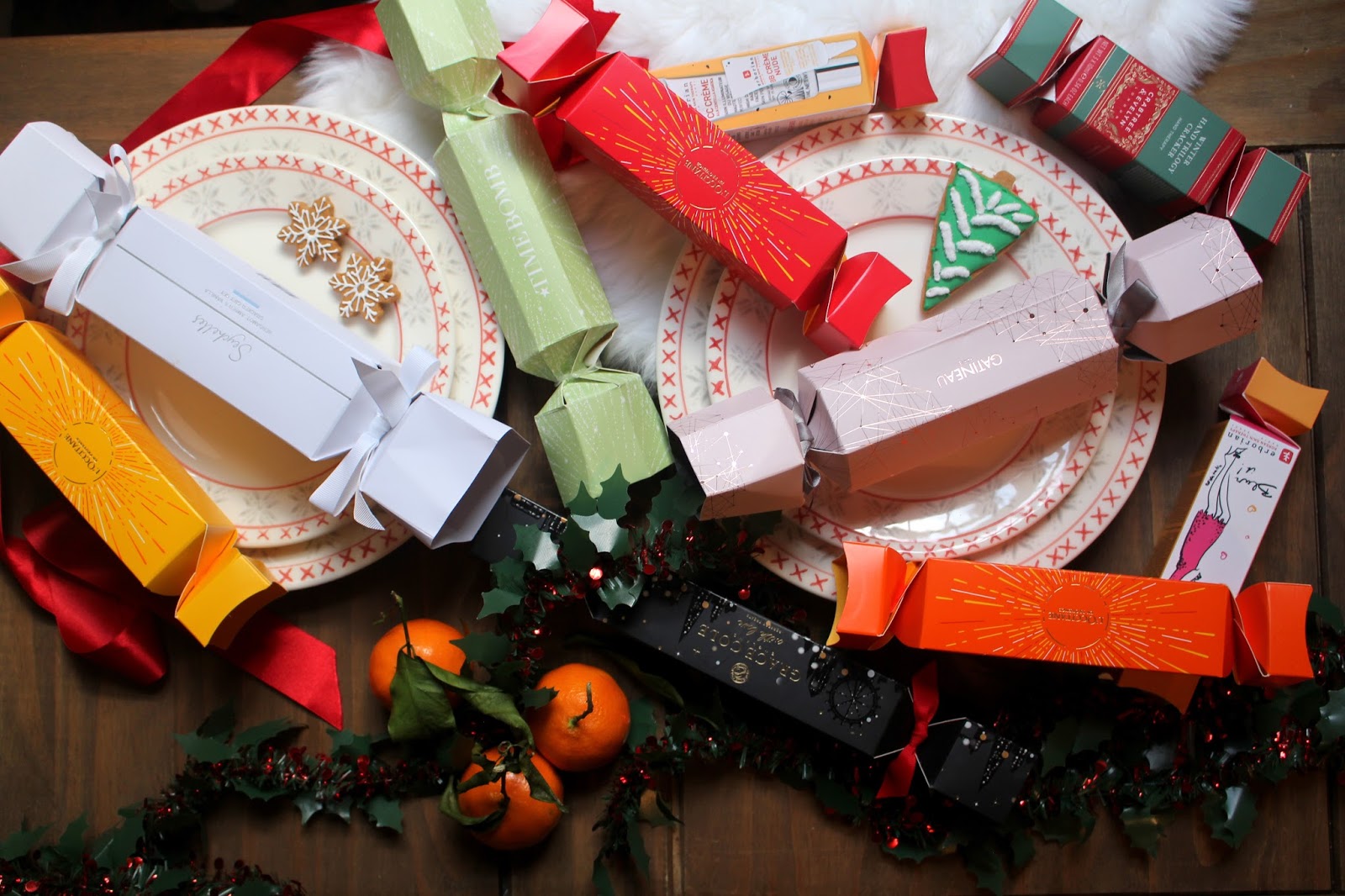 10 Christmas Beauty Crackers — Peexo - Style, Beauty and Home in London