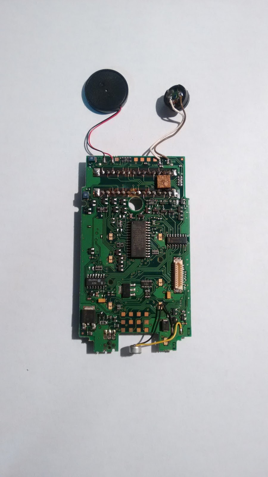 What's Inside a Motorola TeleTAC from 1995 - Motorola Lovers