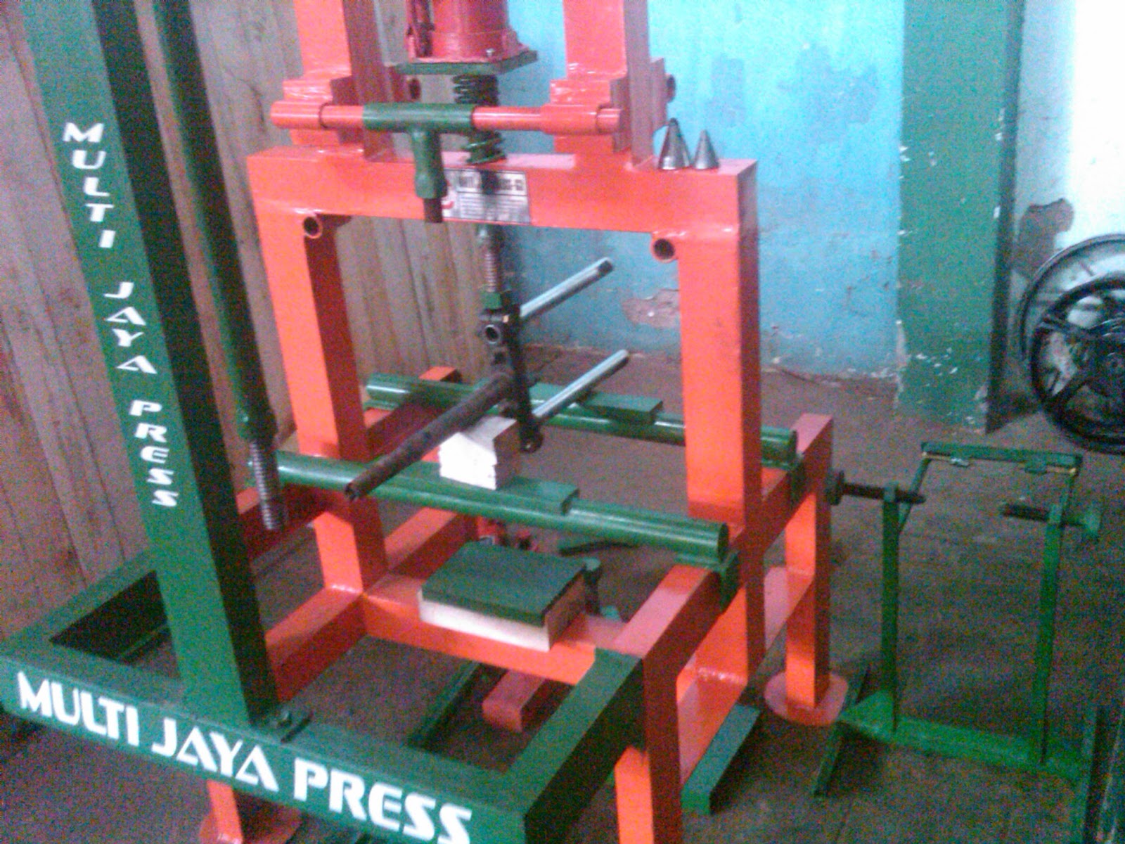 Press Body Motor 08156988881 - 082322388881