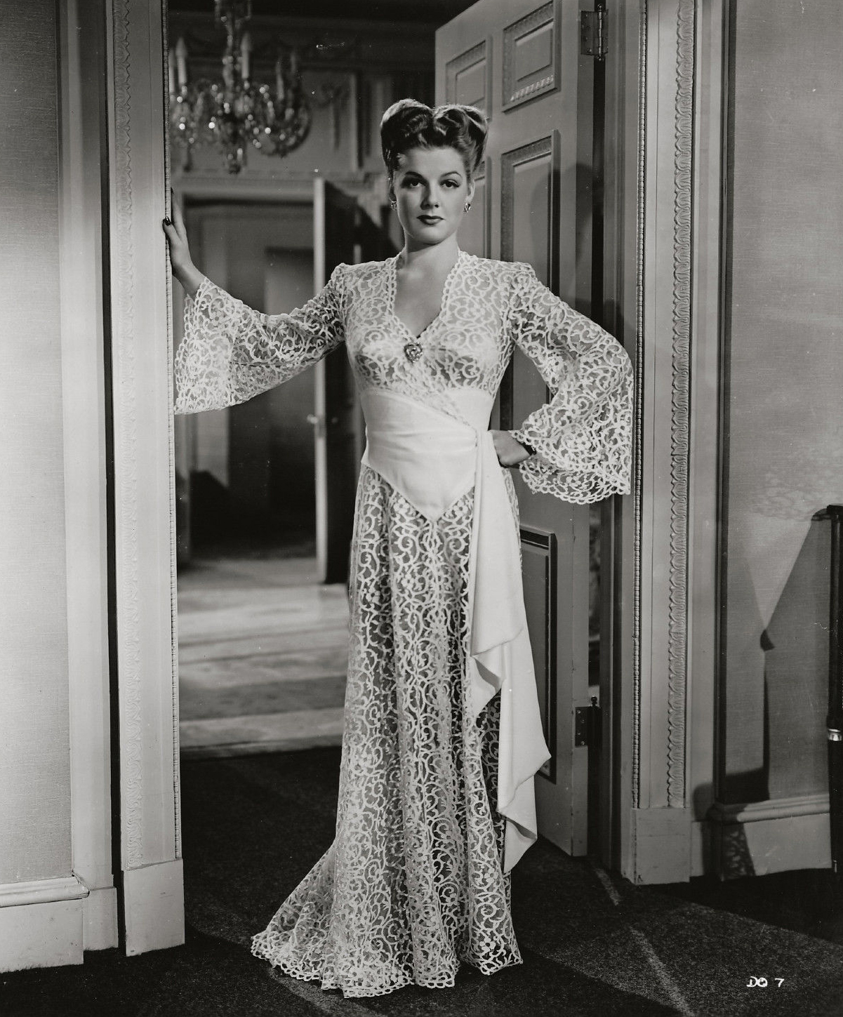 Slice of Cheesecake: Ann Sheridan, pictorial