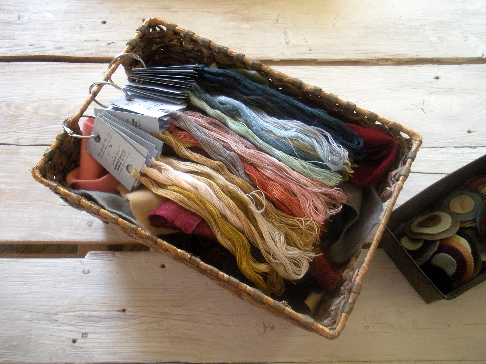 Appleseed Prim: Keeping Threads