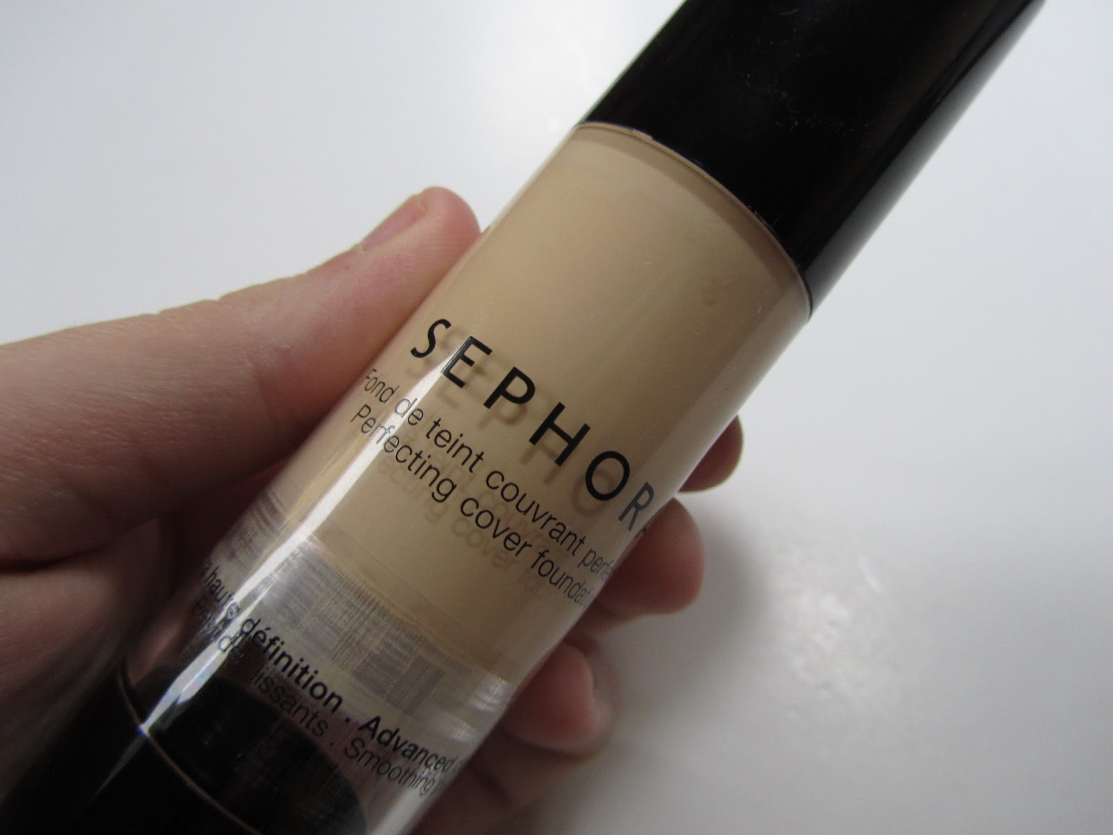 Mimos y cosméticos: Perfecting cover foundation. Sephora