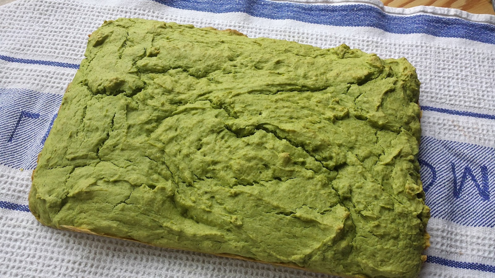 Spring Sweet Pea Biscuit Bread With Old Fashioned Creamed Eggs ~ Preesi ...