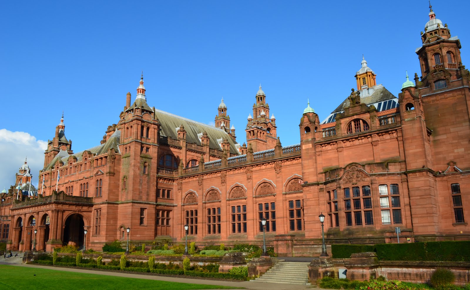 Tour Scotland: Tour Scotland Autumn Photographs Kelvingrove Art Gallery ...