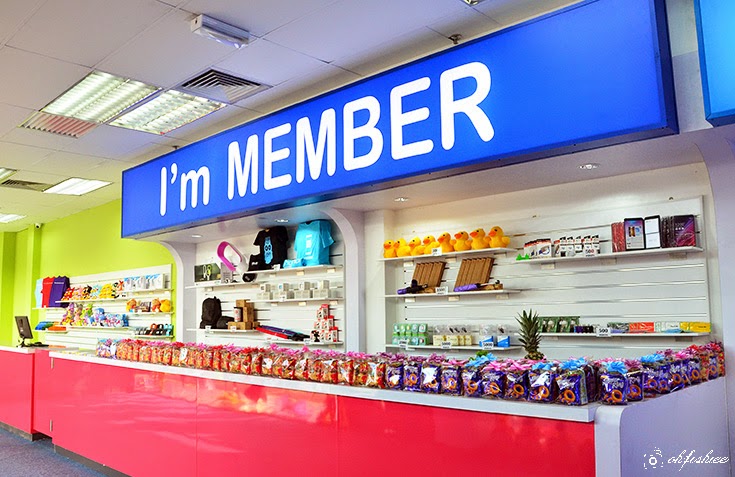 oh{FISH}iee: DirectD Opens The Largest Gadget Megastore in Malaysia!