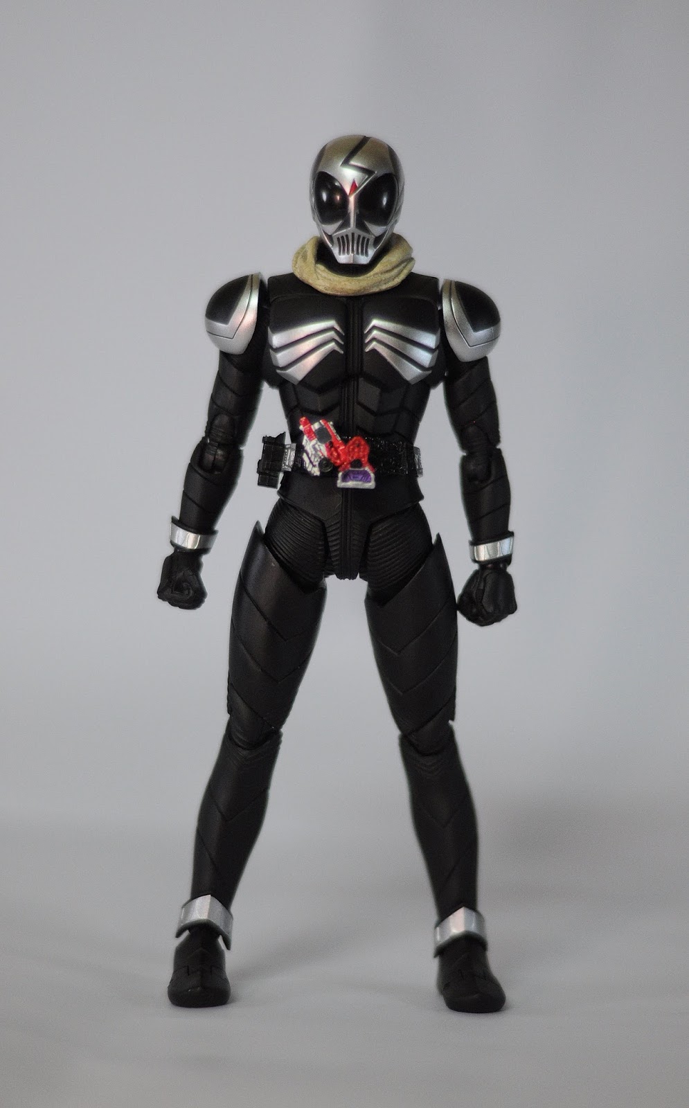 S. H. Figuarts Kamen Rider Skull Renewal Review *UPDATE* - JEFusion