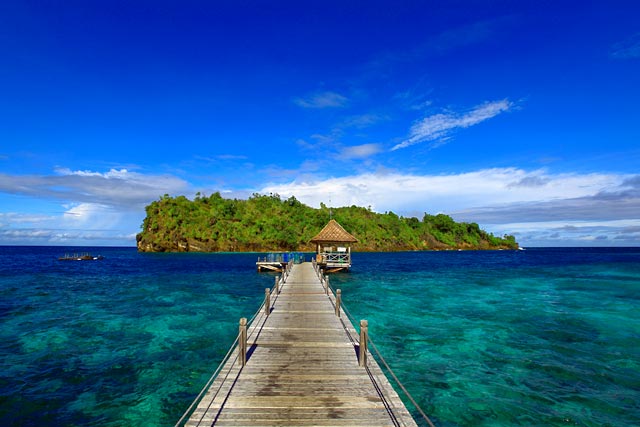 Keindahan Pulau Misool di Raja Ampat Bagaikan Surga Kecil yang ...