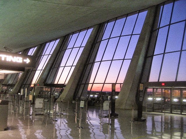 Terminal del Aeropuerto de Washington-Dulles | Eero Saarinen | Estructura
