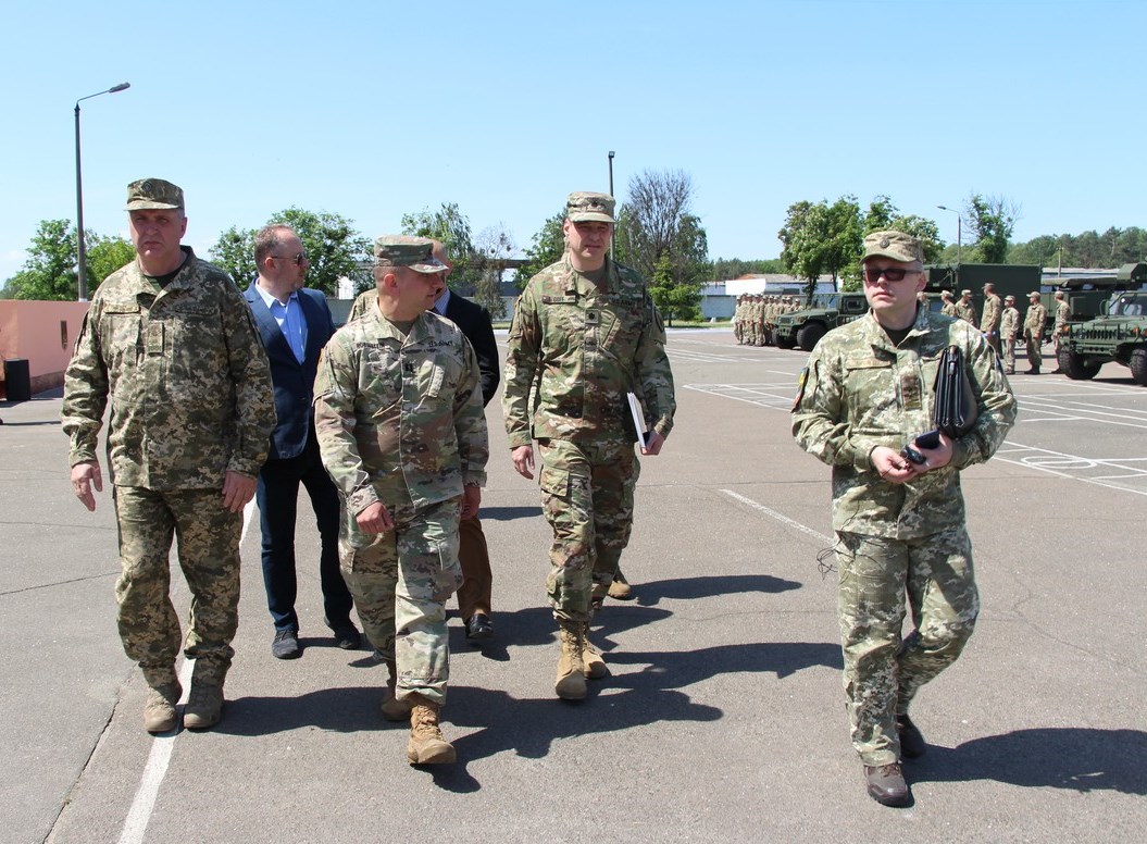 США передали ЗСУ два контрбатарейні радари AN/TPQ-36