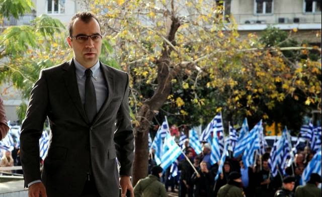 ΔΕΝ ΠΡΕΠΕΙ ΝΑ ΜΑΣ ΞΕΦΕΥΓΕΙ... ΑΠΟ ΤΗΝ ΦΥΛΑΚΗ ΚΑΝΕΙ ΕΚΛΟΓΙΚΟ ΑΓΩΝΑ Ο ...