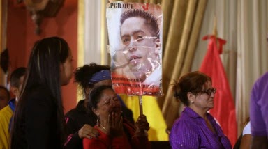 Cuba, Isla Mía : Robert Serra, un símbolo que se levanta [+ video]