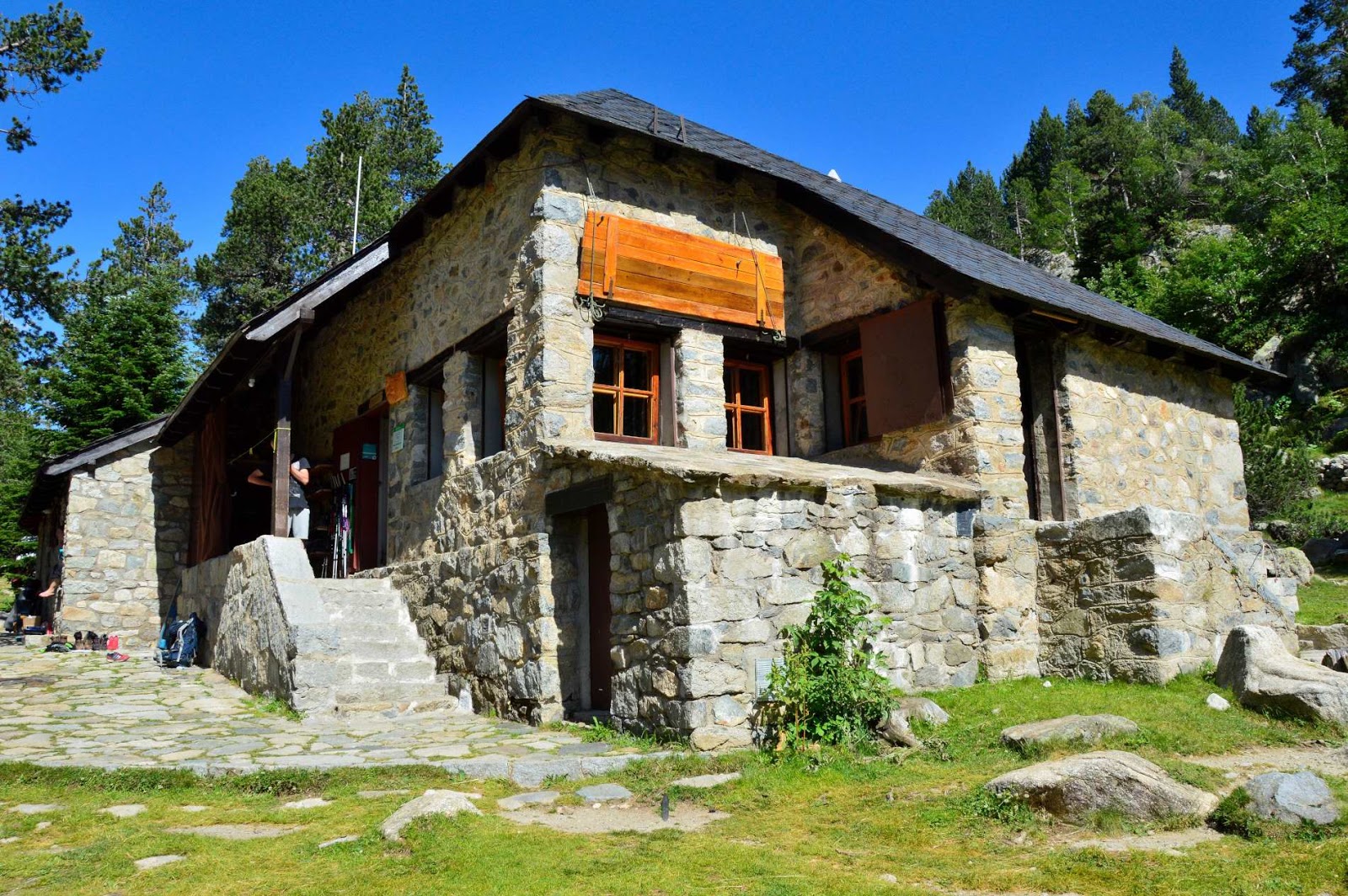 Refugi Colomina - Collada dels Gavatxos - Refugi Estany Llong - El ...