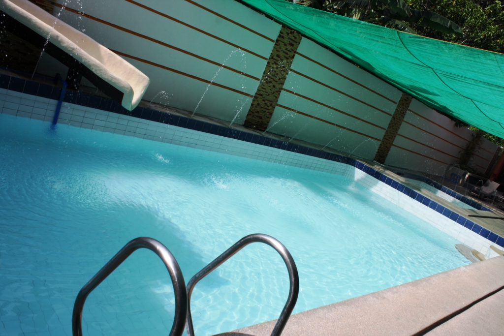 Private Pool Resort in Laguna Hot Spring Resort Pansol Laguna : Private ...