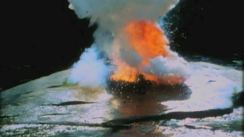 MONDO BIZARRO: '80s Riffed Trash: Alien Outlaw