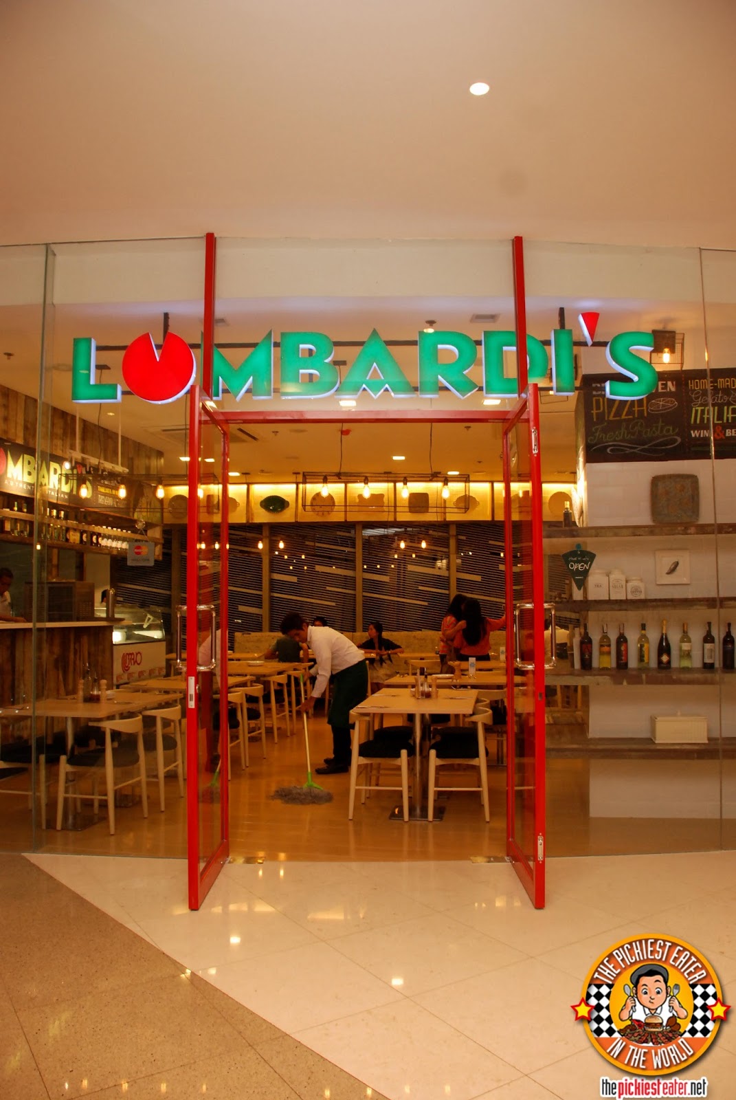 THE PICKIEST EATER IN THE WORLD: A Night At Lombardi's!