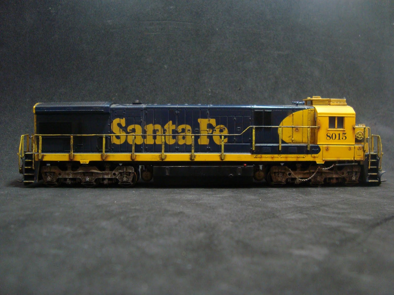 SFTRENS Ferromodelismo HO DCC: Locomotiva GE C30-7 ATSF 8015 BLUEBONNET ...