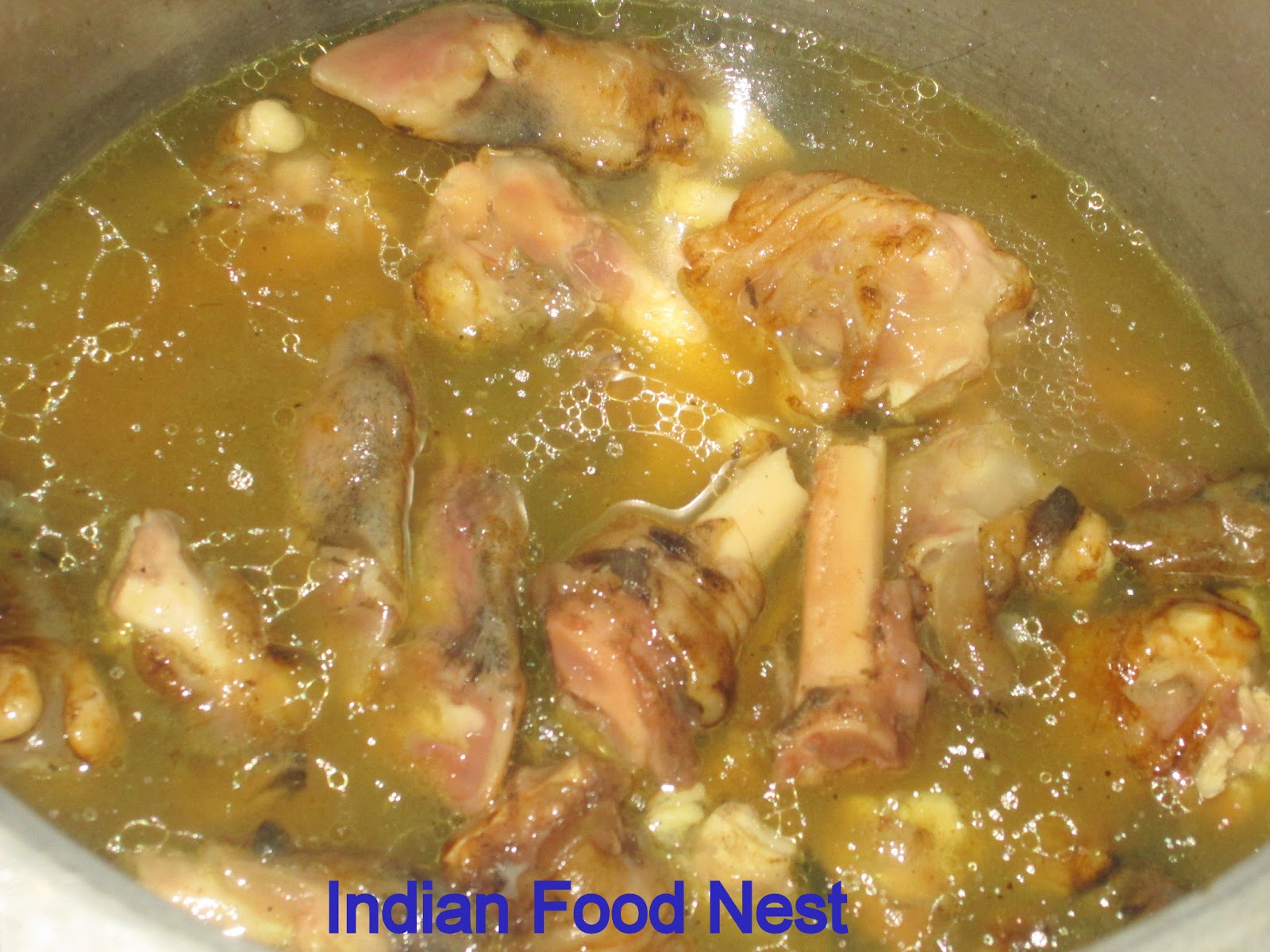 Indian Food Nest: Spicy Lamb trotters gravy / Aattu kaal kuzhambu recipe