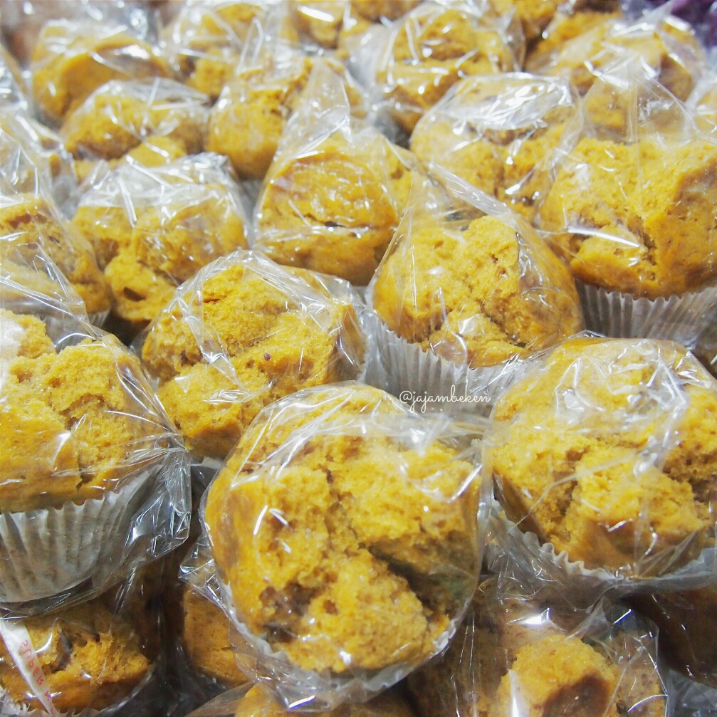 Kuliner Indonesia: 5 JENIS KUE DI PASAR KUE SUBUH SENEN